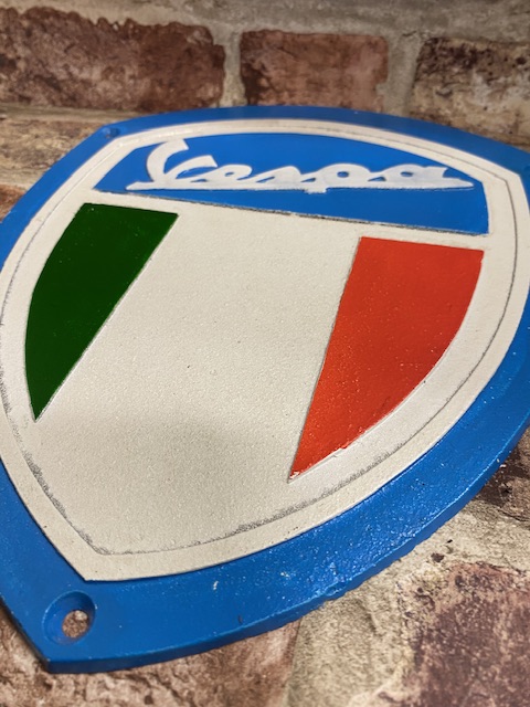 Cast Iron Vespa Italian Flag Wall Plaque – Then, quirky and retro gifts ...